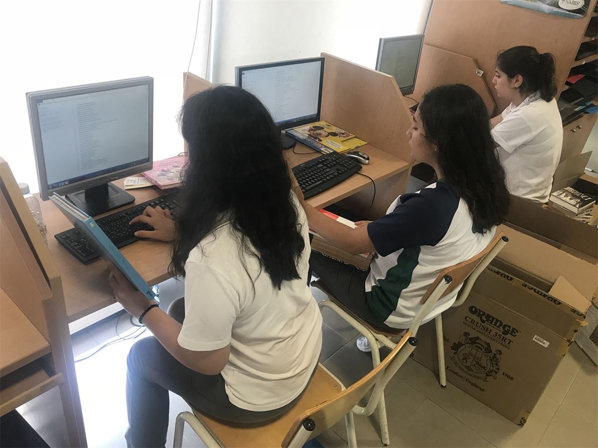 A Book Drive @SABIS® Adma! - SABIS® International School – Adma